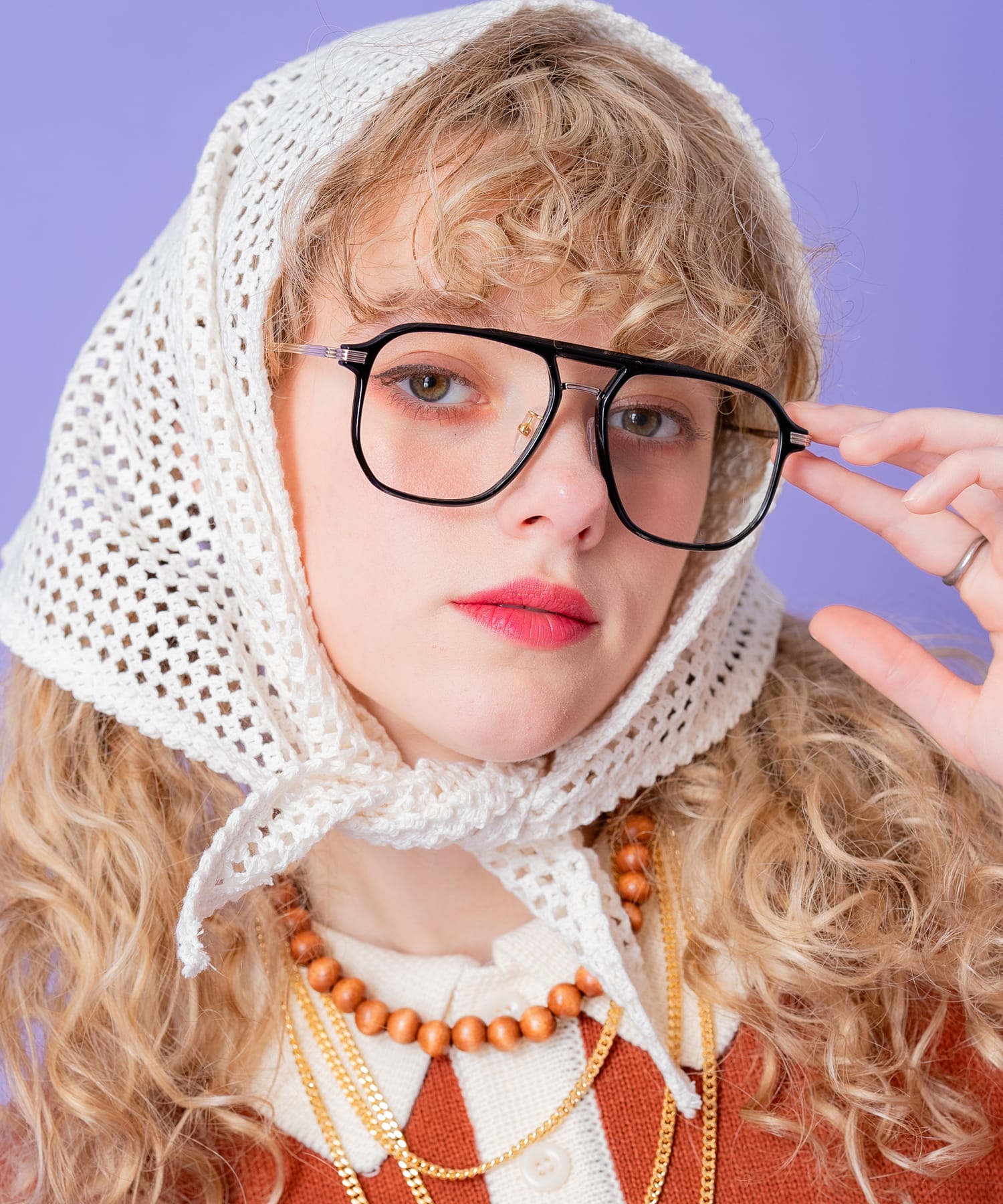 メタルテンプルツーブリッジビッグスクエアメガネ / クリアレンズ 伊達眼鏡 メンズ レディース ユニセックス レトロ時にアクセント、時に主役、コーディネートに馴染ませても華をもたせてもいい定番中の定番アイテムの眼鏡/メガネ/伊達メガネ。レト...