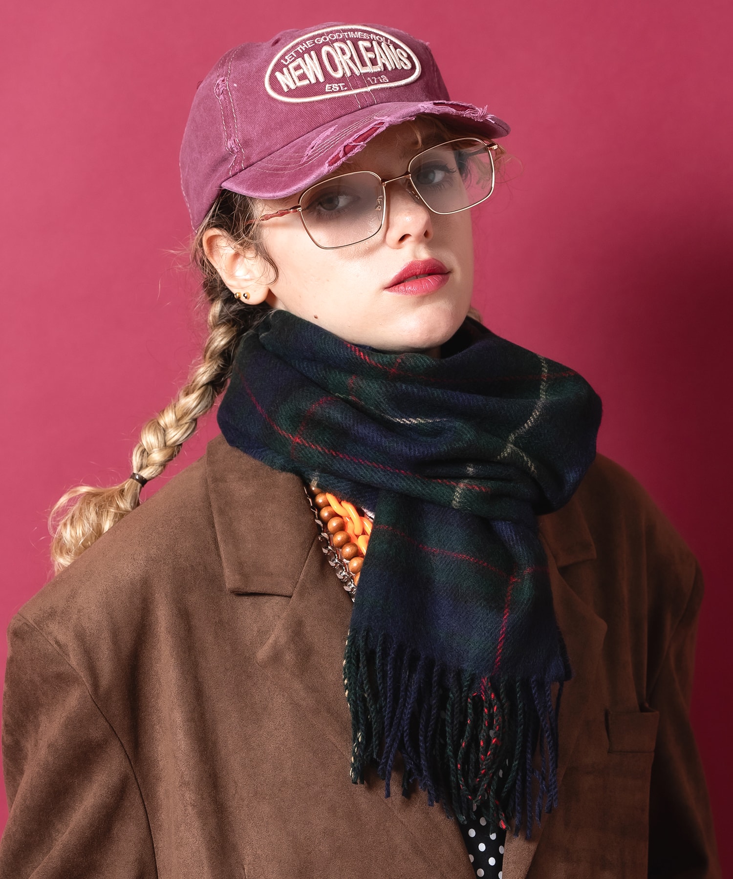 クラシックタータンチェック柄マフラー(31cm×170cm) / ユニセックス レトロ 起毛 アクリル 細 ストールAWシーズンの定番マフラー/ストール。ボリュームが出過ぎない『ちょうどいい』サイズ感が機能的。メンズ、レディース問わずユニセ...