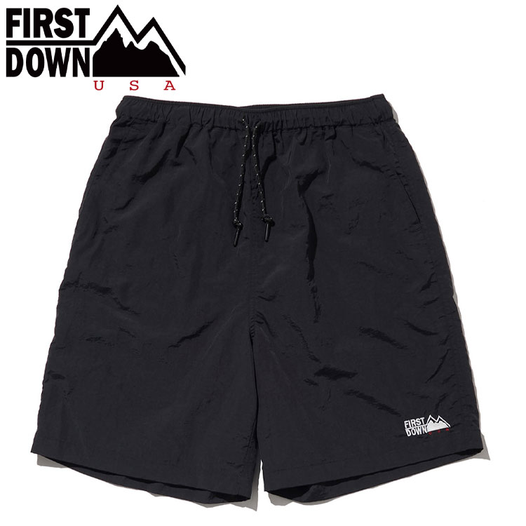 【デザイン】FIRST DOWN定番型のコジーショーツ。軽量ナイロンを使用しており、サラッとした素材感で見た目にも涼し気な印象を与えてくれます。カジュアルなデザインに実用的なディテールが施されており、ウエストにはスピンドルが付属し、フィット...