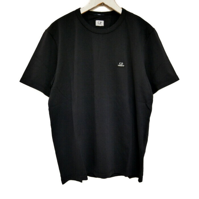 商品説明商品詳細C.P. COMPANY 素材コットン×ナイロンサイズL肩幅約：46身幅約：56着丈約：70カラーBLACK 状態新古品 注意モニターの発色によって色が違って見える場合がございます。