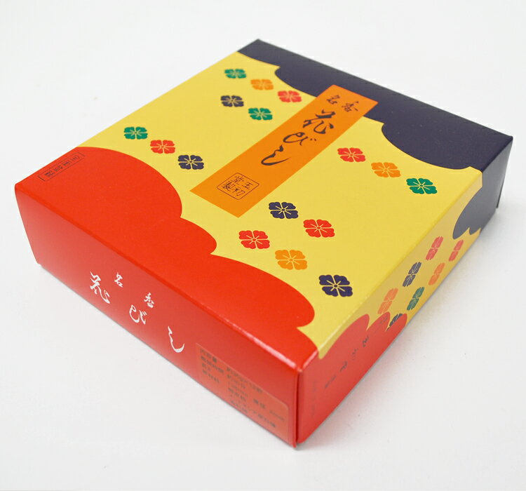 玉初堂さんの「名香 花びし」の墓参用線香です。 約36gの束線香が12把入っています。原材料は、タブ粉・インドネシア産白檀・香料類で、 落ち着いた香りのお線香です。 お墓参りに行かれるときは、 束ごとにお持ちいただくと便利です。 心やすらぐ...