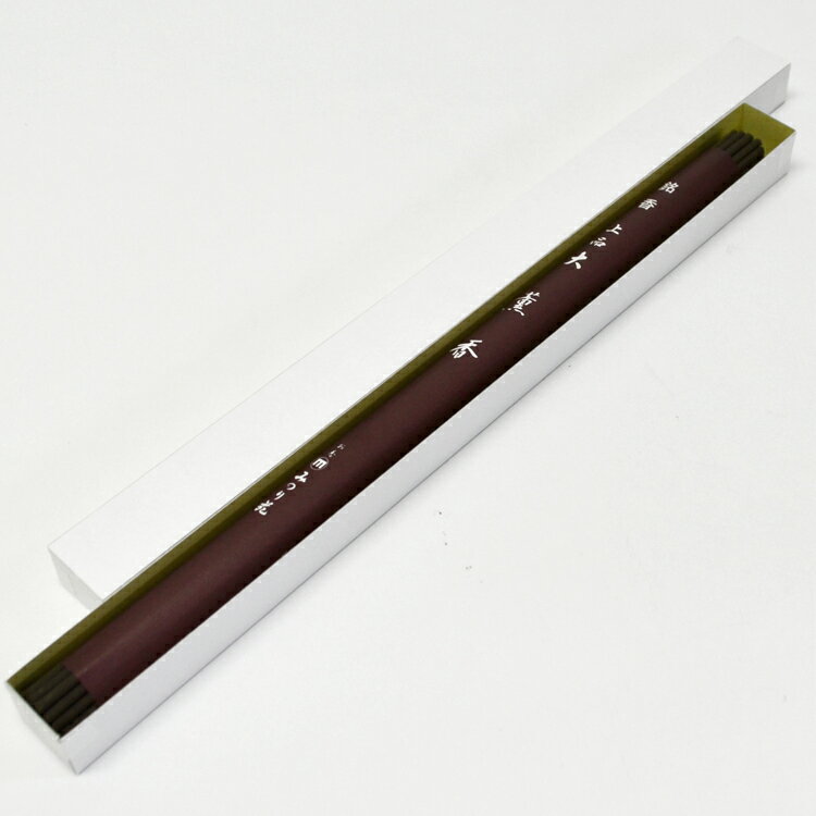 みのり苑のお線香は、自然の香木を使用し、 香木の純粋な香りや持ち味を生かすように 心を込めて作られています 。 長寸タイプのお線香「上品大薫香」です。長いタイプのお線香は、大きな香炉が必要です。 ご自宅用というよりも寺院様向けの商品となりま...