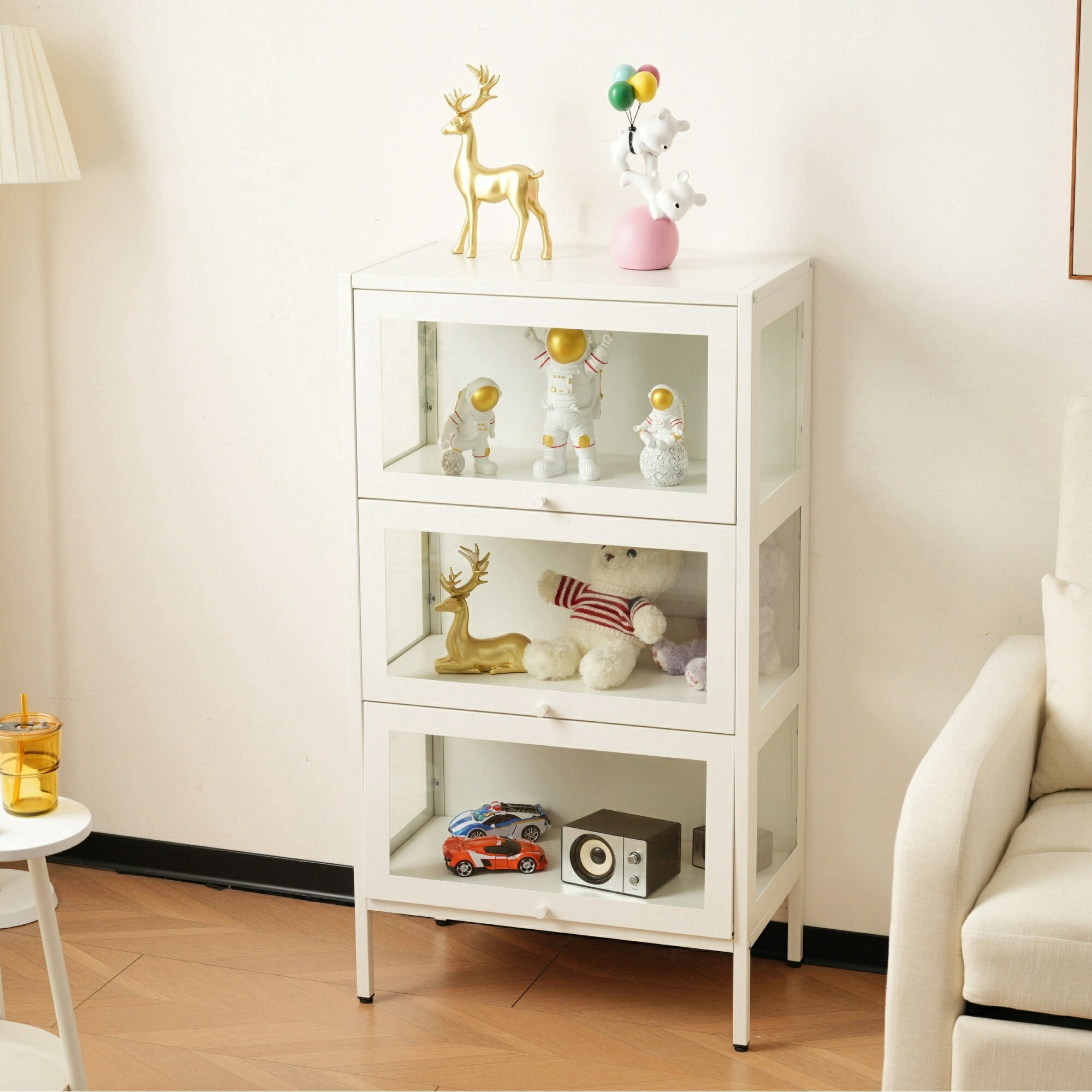 商品情報サイズW60×35×H110cm商品重量約21.8kg材質炭素鋼・5MM強化ガラス特徴「大容量収納できるコレクションケース」トロフィーや博多人形などの大型のコレクションから、食玩などの小さなアイテムまで、食器、プラモデル、模型、推し...