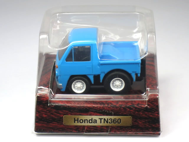 対象年齢6歳以上　 【使用樹脂】 自動車ボディ・シャーシ（ABS樹脂）　 ウインドウ（スチロール樹脂） タイヤ（合成ゴム）