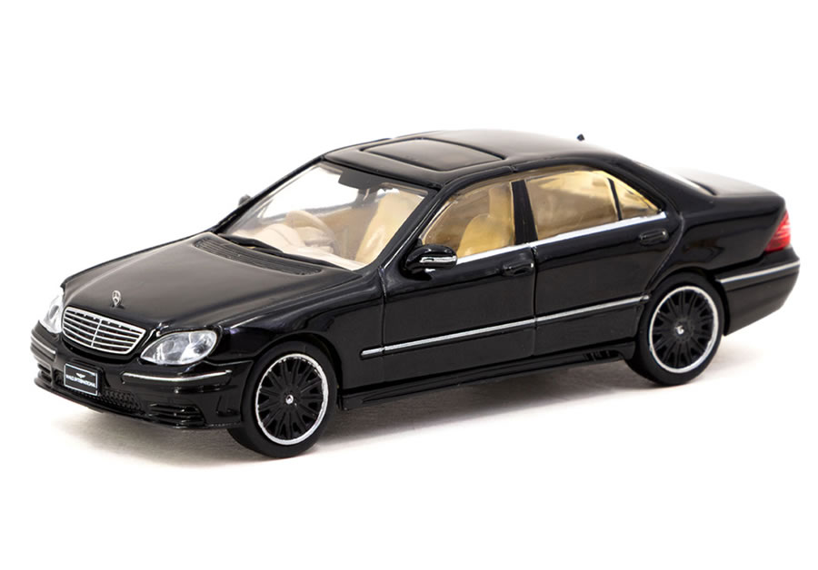 1/64スケール ダイキャストミニカー※この商品は、ランダムに限定カラーのCHASE CARがデリバリーされる事がありますのでご了承下さい。 ※こちらの商品には、チェイスカーがありますが、外箱(パッケージ)は通常品と同様の為、封を開けるまで...