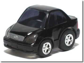 対象年齢6歳以上　 【使用樹脂】 自動車ボディ・シャーシ（ABS樹脂）　 ウインドウ（スチロール樹脂） タイヤ（合成ゴム） 箱サイズ：52×65×32(mm)