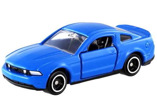 対象年齢 3歳以上　 【材質】 本体：亜鉛合金 タイヤ：PVS シート：PP シャーシ/ホイール：ABS 窓ガラス：PS 他 メーカー：タカラトミーフォードのマッスルスポーツカー「マスタング V8 GT」がトミカに登場！ サスペンション/ドア開閉