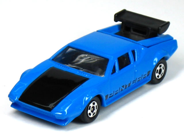 ※パッケージはございません。 【材質】 本体：亜鉛合金 タイヤ：PVS シート：PP シャーシ/ホイール：ABS 窓ガラス：PS 他