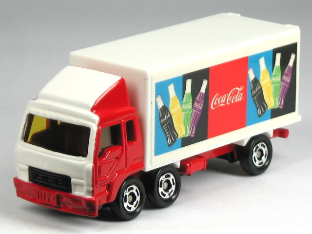 ≪ トミカ コカ・コーラ コレクションセット ≫ ★こちらは単品販売となります。 ※パッケージはございません。 【材質】 本体：亜鉛合金 タイヤ：PVS シート：PP シャーシ/ホイール：ABS 窓ガラス：PS 他