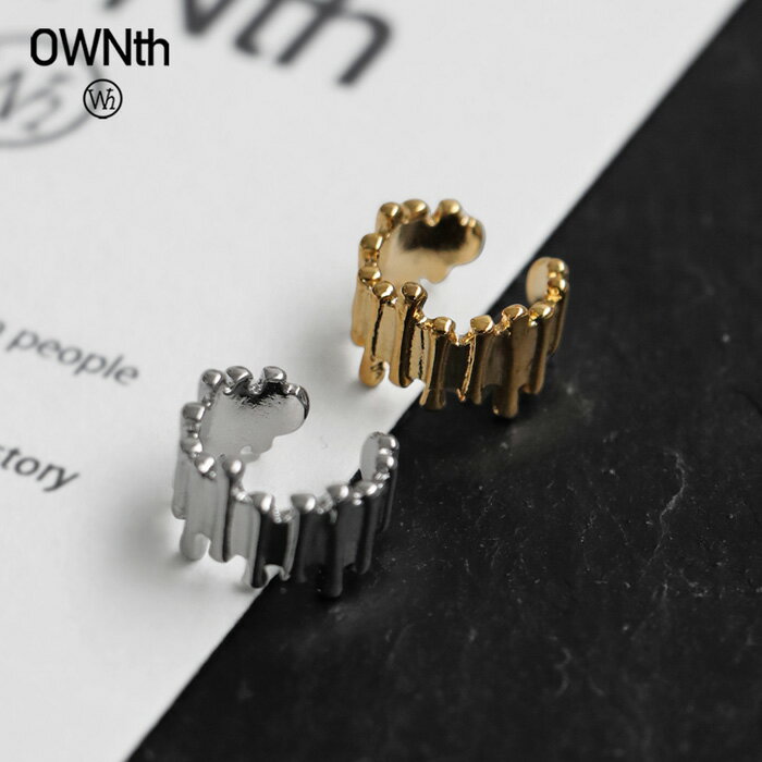▼▼▼ ベーシックに異彩を添えて、自分らしさを解き放つブランド、『OWNth(オンス)』 ピアスホールがなくても着けられる、ノンホールタイプのイヤーカフ。 耳に軽く添えるだけでフィットし、まるでイヤークリップのような安定感。 イヤーフックや...
