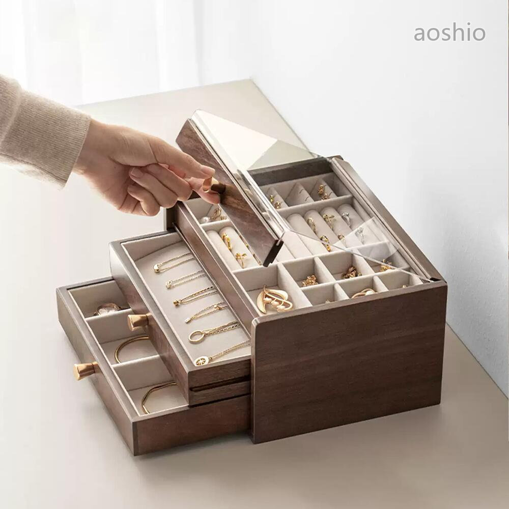 商品情報商品名Kiyokyou 贅沢な 透明蓋付き ジュエリーボックス 商品品番素材天然木、ベルベットの布地、高品質な金具、アクリル蓋付きサイズサイズ:約25.8x20.2x12.8cm※サイズ・重量は、多少の誤差が生じる場合がございます。...