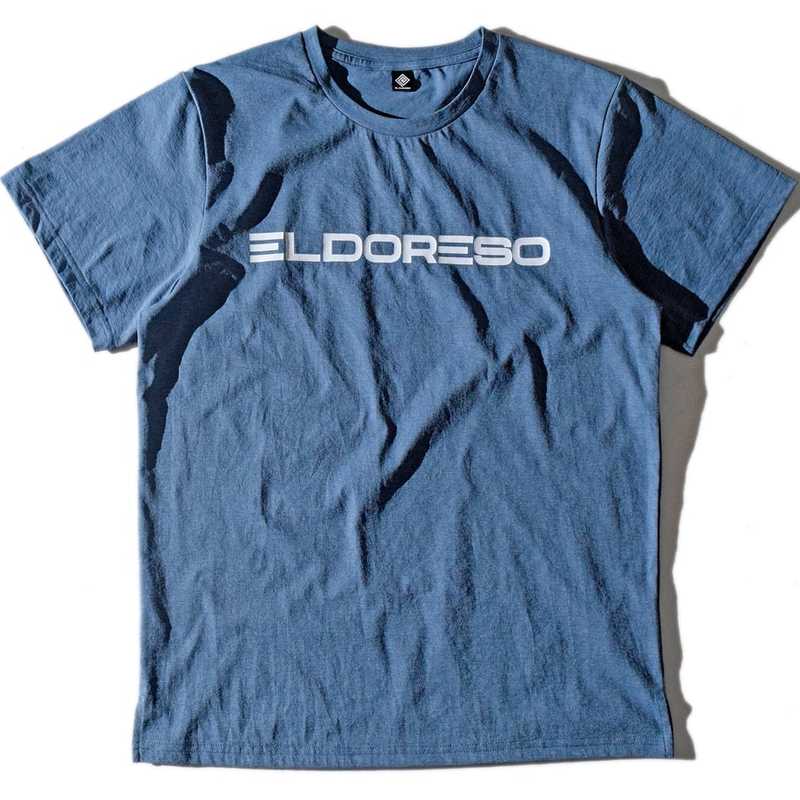 Logo Tee(Navy) E1018016 世界的にメジャーな某高性能アウトドアメーカーも使用している高機能素材で作成したTシャツのフロントにブランドロゴをプリントした、シンプルでストレートなデザインのランニングTシャツです。 伸縮性が...