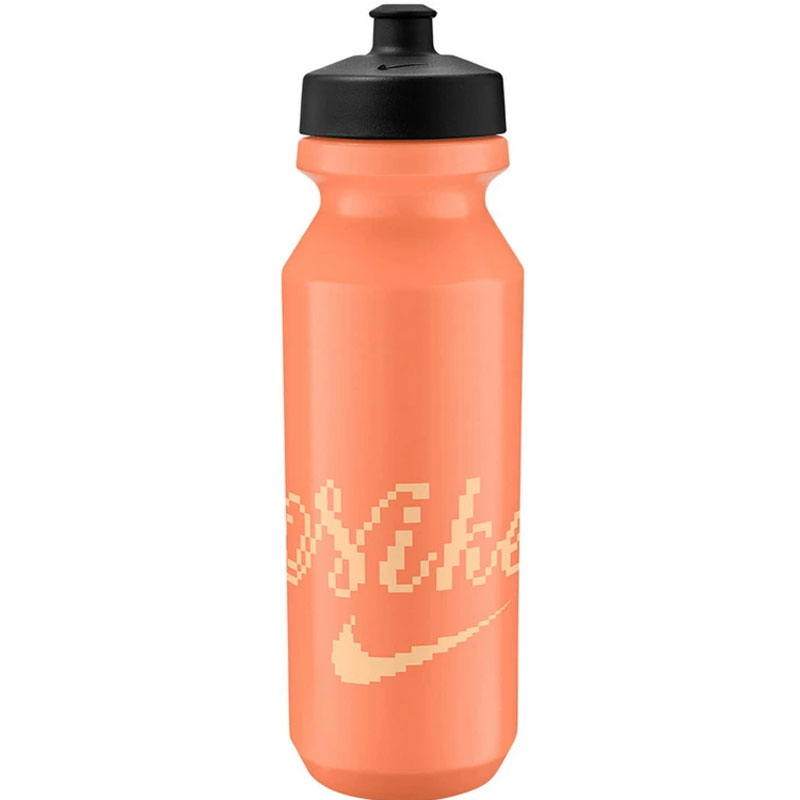 ナイキ(NIKE)から、ビックマウス ボトル 2.0 22oz スクイズボトル プッシュブルの飲み口で簡単に開け閉めができる 耐熱温度　本体 100℃　蓋100℃ BPAフリー 食洗器可 容量：650ml（22oz） 生産国：中国 素材：7...