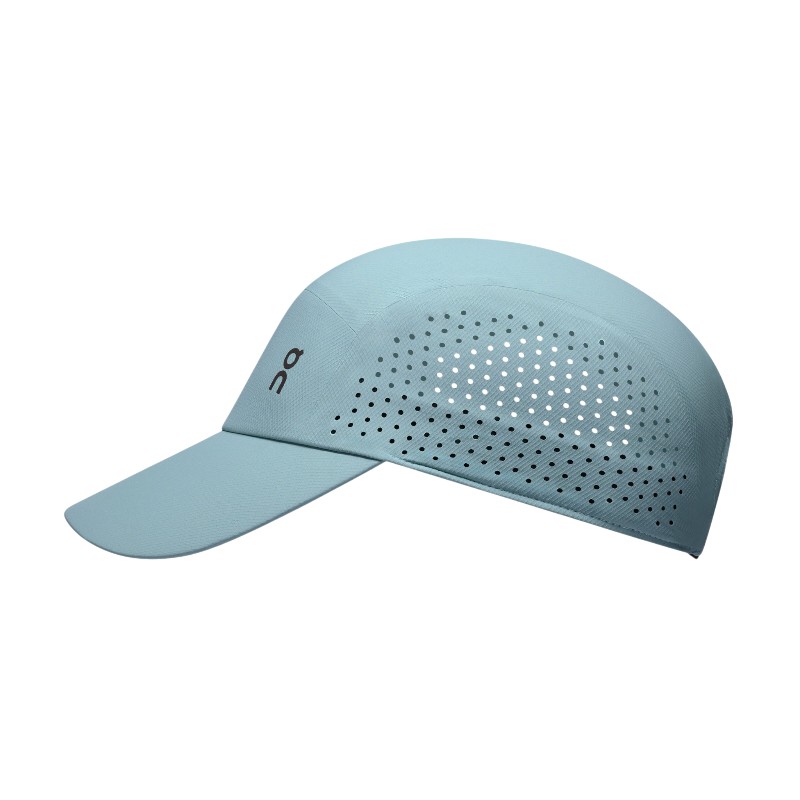 Lightweight Cap ライトウェイトキャップ 商品番号：2uf10331274 ライトウェイトキャップ：羽のように軽く、速乾性のあるこのランニングキャップは、どんな天候下のランニングでも、ランナーをしっかりサポート。 レザーカット...
