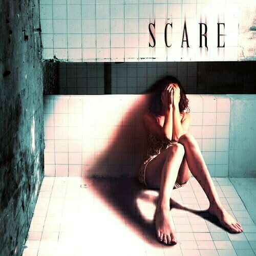 SCARE (通常盤)Angeloアンジェロ あんじぇろ　発売日 : 2014年10月08日　種別 : CD　JAN : 4582154681602　商品番号 : IKCB-95527