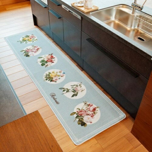 キッチンマット 65X180cm商品番号 : dr001bl065180【商品紹介】ボタニカル・アートの天才画家で「バラの宮廷画家」とも呼ばれたピエール＝ジョセフ・ルドゥーテの作品【バラ図譜】【美花選】をモチーフにしたゴージャスで華やかなシ...