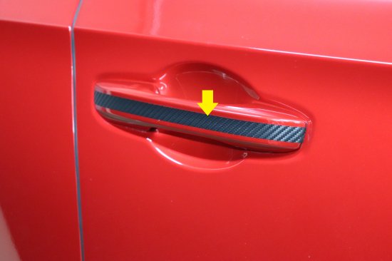 ■シビック　FL系専用　ドアハンドルシート　1台分4点セット ■ドアハンドル表面部分へ貼り込みするラインシート1台分4点セットです。パネル等は取り外しせずに貼り込み可能です。 ■シートカラーはブラックカーボンシート、グロスブラックカーボンシ...