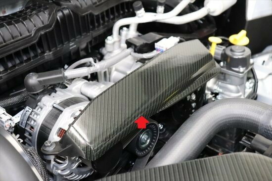 ■エンジンルームシート　ベルトカバー　レイバック用　カット済みシート　2点セット ■エンジンルーム内ベルトカバー部分に貼り込みするシート2点セットです。貼り込みやすさを重視して2分割で製作しました。パネル等を取り外しせずに貼り込み可能です。...