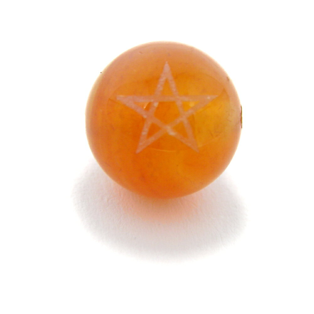 ■商品の内容 スター カーネリアン 素彫り 五芒星 10mm 【彫刻 一粒売りビーズ】 天然石 パワーストーン 五芒星は陰陽五行説、木・火・土・金・水の五つの元素の働きを表したものであり、五芒星はあらゆる魔よけのお札として重宝されたと伝えら...