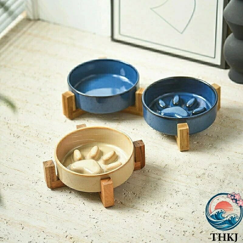 【生地】：セラミックス【カラー】：グレー（1枚）、ブラウン（1枚）、ブルー（1枚）グレー（2枚）、ブラウン（2枚）、ブルー（2枚）【商品説明】：猫 食器 犬 フードボウル セラミックス ペットボウル 吐き戻し防止 陶器 餌皿 餌入れ エサ皿...