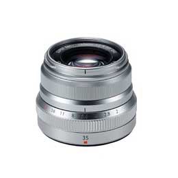 形式 フジノンレンズXF35mmF2 R WR レンズ構成 6群9枚（非球面レンズ2枚） 焦点距離 f=35mm（35mm判換算：53mm相当） 画角 44.2° 最大口径比（開放絞り） F2 最小絞り F16 羽根枚数 9枚（円形絞り） ...