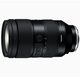 ■製品特長 1．世界初、F2-2.8大口径ズームレンズ Model A058は、一般的なF2.8通しの大口径ズームレンズに比べ、焦点距離35mmでF2の明るい開放F値を実現。広角側でも大きく美しいボケ味を楽しむことができます。また、速いシャ...