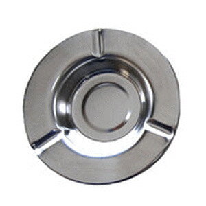 特長 オーソドックスなステンレス製灰皿です。 仕様 材質:ステンレス 直径：約150mm 高さ：約25mm 重さ：約54g 製品サイズ（mm) 縦x横x高さ：152x152x25 製品重量(g) 54 生産国 - 販売元　 アークランズ ※...