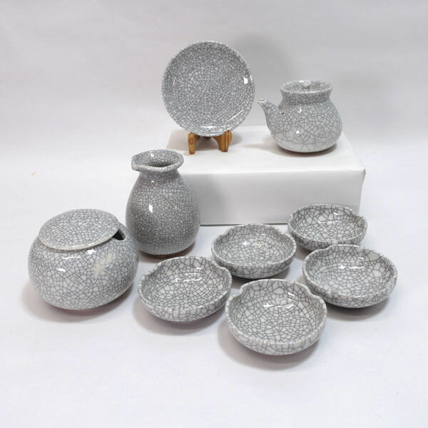 商品情報 人気の瀬戸焼、墨貫入の器です。　 商品状態 目立ったキズや汚れなどのない状態の良いお品です。中古品ですので写真にない汚れ、細かいキズなどあるかもしれません。ご理解の上ご入札をお願いします。　 状態ランク Aランク サイズ/収納詳細...