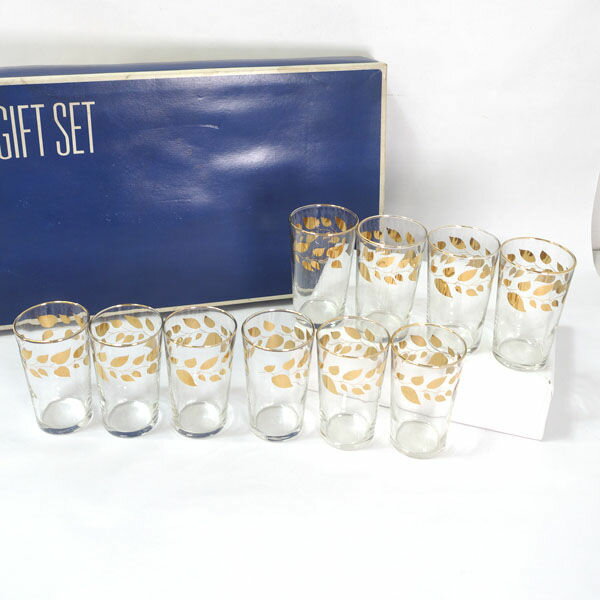 商品情報 レトロな佐々木硝子、金彩をまとったタンブラーセットです♪　 商品状態 未使用品ですが店舗での併売を行っていますので、展示・保管時に汚れがつく可能性もあります。ご了承下さい。　 状態ランク Aランク 型番 YT1050　 サイズ/収...