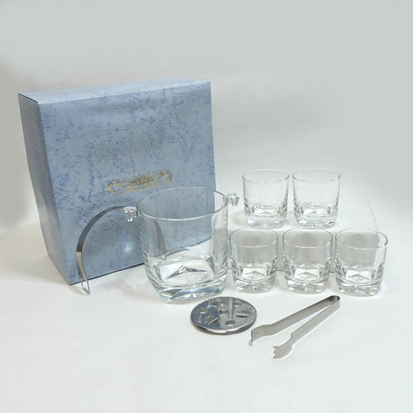 商品情報 アデリアガラスのシンプルなロックセットです♪　 商品状態 未使用品ですが店舗販売をいたしておりますので、展示・保管時に汚れがつく可能性もあります。ご了承下さい。　 状態ランク Aランク 型番 S-221　 サイズ/収納詳細 (アイ...