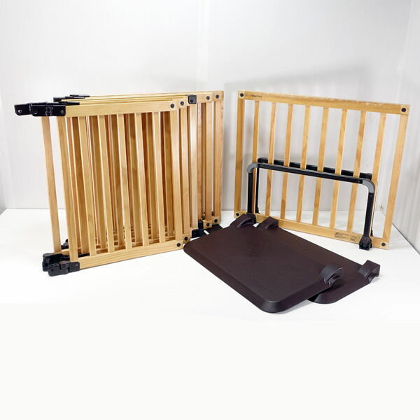 商品状態 説明書欠品・使用によるキズや汚れはありますが、まだまだ使っていただける商品です。【セット内容】・高さ60cm・幅70cm：1枚・幅45cm：2枚・幅60cm：4枚・セーフティープレート：2枚・補助スタンド：4個　 状態ランク Bラ...