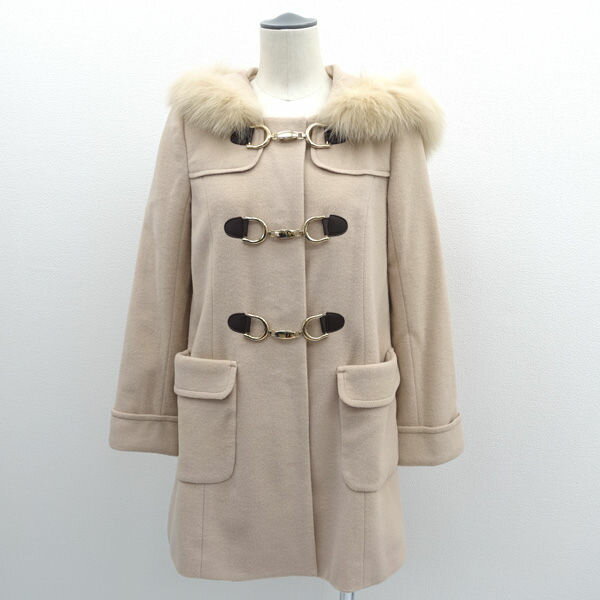 商品状態 一般的な使用感がございますが、目立つ大きなダメージはなく、まだまだご使用いただけます。　 状態ランク Bランク デザイン/仕様 (レディース)アウター/コート　 型番 3-3102-6512　 サイズ/収納詳細 表記サイズ:36肩...