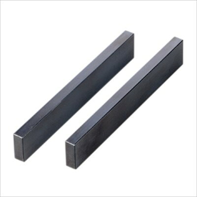 ■製品概要卓上フライス盤・ボール盤用のパラレルブロックです。バイス等で利用する治具です。■パッケージ内容・パラレルブロック2本1組■製品仕様サイズ： 6x16mm長さ： 70mm平行度： 0.01mm材質： SS材表面処理： 黒染め＜メーカ...