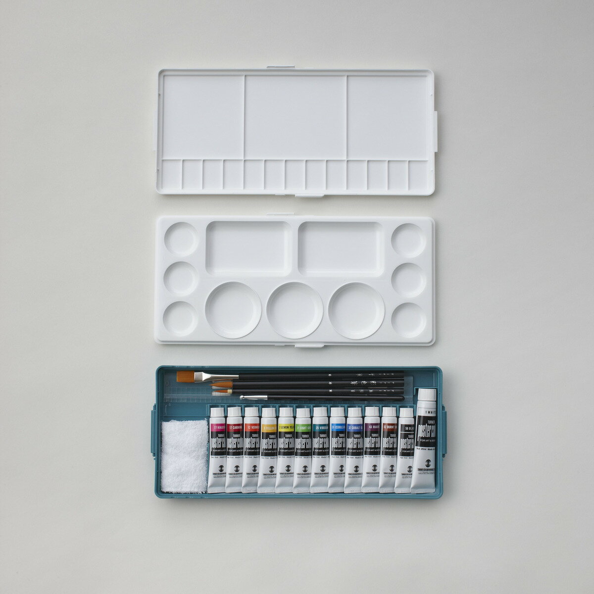 ポスターカラーといえば、ターナー一般の不透明水彩絵具の仲間なのに、ムラなくきれいに塗れる、ポスターカラー。あざやかでマットに仕上がり、ナキ・にじみもありません。描きやすさで、広く愛されています。＜セット内容＞■Wパレット付ケース■11ml絵...