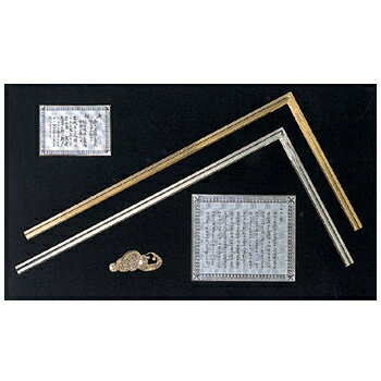 【用途】記念品、贈答用として使用される額セット【材質】■ステンレス【サイズ】長枝450mm×短枝753mm×厚み30mm重量：2950g＊用途以外使用しないでください。