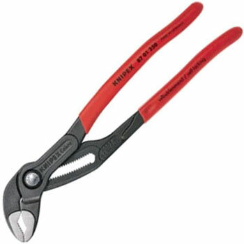 仕様パイプ(φmm)：50ナット(mm)：46質量(g)：314特徴KNIPEXのコブラは高性能なウォーターポンププライヤーです。ジョイント部は横方向へのブレを防止する3枚合わせ(ボックスジョイント)。プッシュボタンにより、素早く簡単にアゴ...