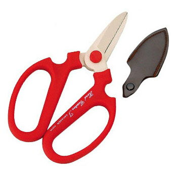 【特 長】とても軽くて良く切れる生花・園芸ハサミです。ハンドルに指をかけるくぼみがあるので手が疲れにくいデザインです。刃先はフッ素樹脂加工してあるので、サビに強くお手入れも簡単です。刃先が長いので植木用としても兪変えます。ハンドルのカラーは...