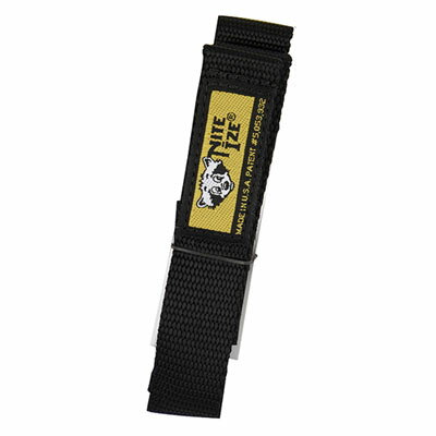 フリーハンドでライトが使えるようになるバンド！特徴両手が自由になる！マジックテープ付ナイロンのヘッドバンド。フリーサイズ。フラッシュライトを取り付けるループは、ほとんどのフラッシュライトに対応。仕様サイズ：673.10mm×27.62mm×...