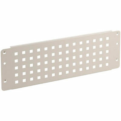 特徴パンチング穴付でフックなどを取り付けできます。50mmピッチで取り付け高さ変更できます。仕様パンチング穴付(10mm角)均等積載量：20kg/枚色：ネオグレー高さ(mm)：150奥行(mm)：450質量(kg)：0.7材質・仕上げスチー...