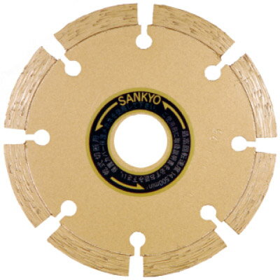 特徴高い安全性と長寿命を両立。ダイヤモンドチップと基板をレーザー溶接で接合。切断熱によるチップの破断が極めて少なく、高い安全性と長寿命を両立しました。用途石材の切断仕様サイズ(外径×刃厚×チップ高さ×内径)：180×2.2×7.0×25.4...