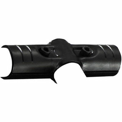 【仕様】●タイプ：4方向ジョイント●表面抵抗値：10[[の5乗]]Ω●質量：250g【特徴】●締め付けは六角レンチ5mmをご使用ください（締め付け用ねじ付）。【材質/仕上げ】●スチール●表面処理：黒メッキ仕上げ生産国 中国