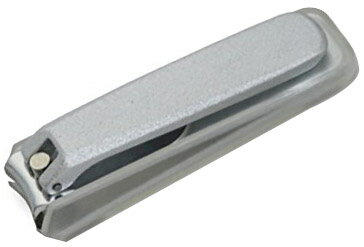 特徴硬度の高いハイカーボン鋼を使用し、熟練職人によって焼き入れ・刃付けが施されています。使い込めばわかる信頼の切れ味で、末永くご使用いただける爪切りです。スパッとよく切れ、爪に負担が少ないので「爪にやさしい」爪切りです。シンプルで質感の高い...