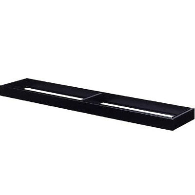 仕様間口×奥行×高さ（mm）：1494×390×88適用書庫寸法間口×奥行（mm）：1500×400色：ブラック適合転倒防止金具：TK・NTK型質量：3.2kg生産国 日本★メーカー直送品の為、代金引換・後払い決済のお支払いはご利用できませ...