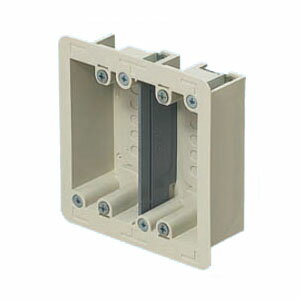 特徴寒冷地等のスイッチ、コンセントの気密処理が簡単に行えます。スライドツメがガッチリボックスを固定します。遮音効果にも優れています。空気の流入・流出を防ぐので、クリーンルームに使用できます。仕様あと付けタイプ色：ミルキーホワイト壁厚：4～3...