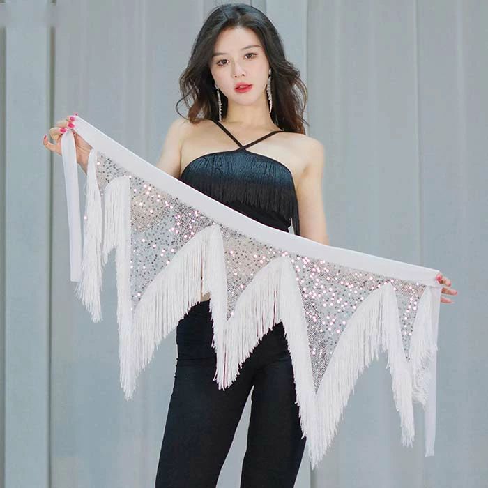 商品 ベリーダンス ヒップスカーフ内容ヒップスカーフのみ素材ポリエステルサイズフリー：幅丈約164cm/丈約48cmごいただきたいこと： ・採寸サイズなので若干の誤差がある場合がございます。 ・お使いのモニターの設定状況により、実際のカラー...