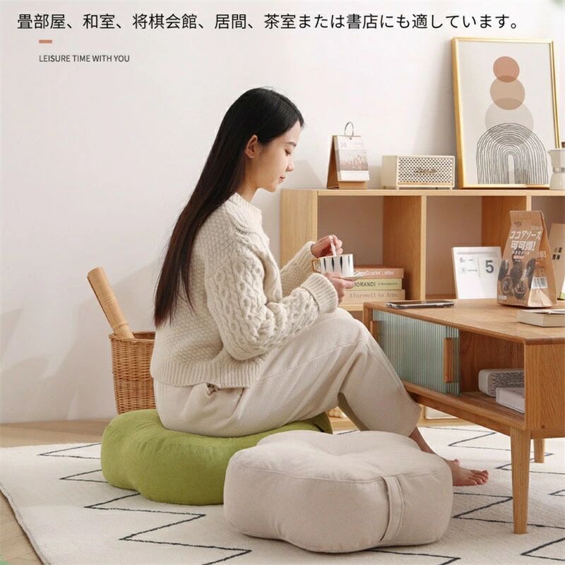 商品名: 座布団 サイズ:月形：45/55*30/32*厚さ16cm花型45/55*厚さ16cm素材：ポリエステル+発泡スチロール粒カラー:写真通り生産国:中国 注意書き：※商品写真は、できる限り現品を再現するように画像処理などの補正を行っ...