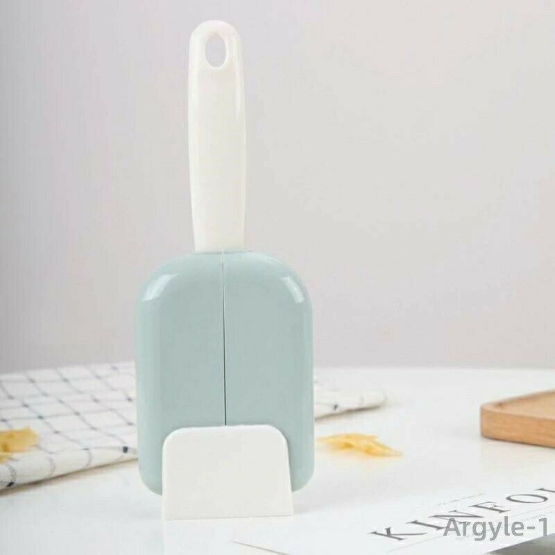 サイズ F サイズについての説明 サイズ：20.5*7*4cm※素人採寸ですので、1-3mm程度の誤差がある場合がございます。 素材 プラスチック 色 グレー ピンク グリーン 備考 ●サイズ詳細等の測り方はスタッフ間で統一、徹底はしており...