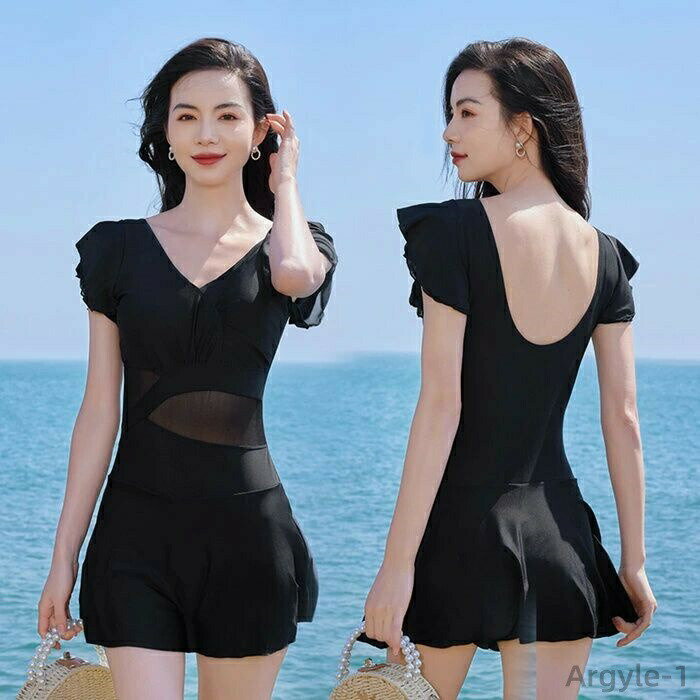 商品詳細 特徴 【全身セットで徹底カバー】A字型のワンピースデザインが体型をカバーしてお尻とお腹周りを隠しつつ、パンツ付きも安心感がある。夏の眩しい太陽の下でも安心、日焼け防止効果も期待できるワンピース水着です。 【日焼け・肌荒れ対策・着心...