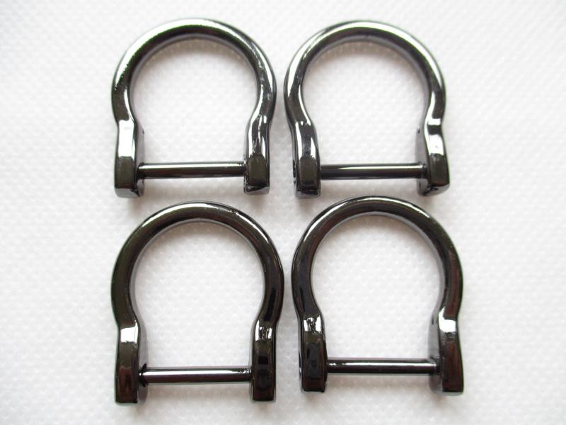 Dカン ネジ式 19mmネジ式のDカン4個入りです。プラスドライバーで簡単に開閉出来ます。各サイズは画像をご覧ください。