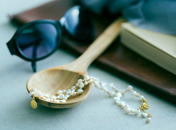 Size：全長（約）41cmアジャスター部分5cm（約3cm:単位で調節が可能になります）メイダイユ本体：w0.8(cm)xh1.1(cm) Function：チョーカー Origin：日本（東京都） Designer：三好綾子（Plann...